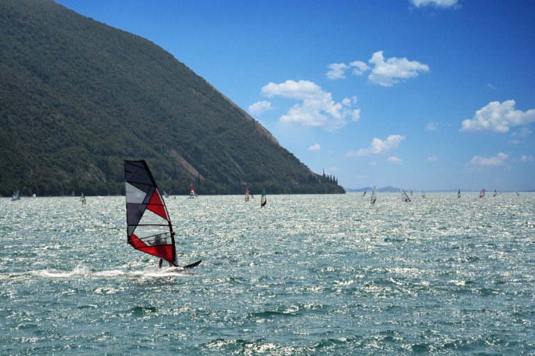 Windsurfing: Getting Started - The-House