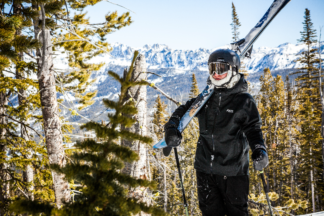 9 Stretches The-House Employees Do Before Hitting The Slopes - The-House